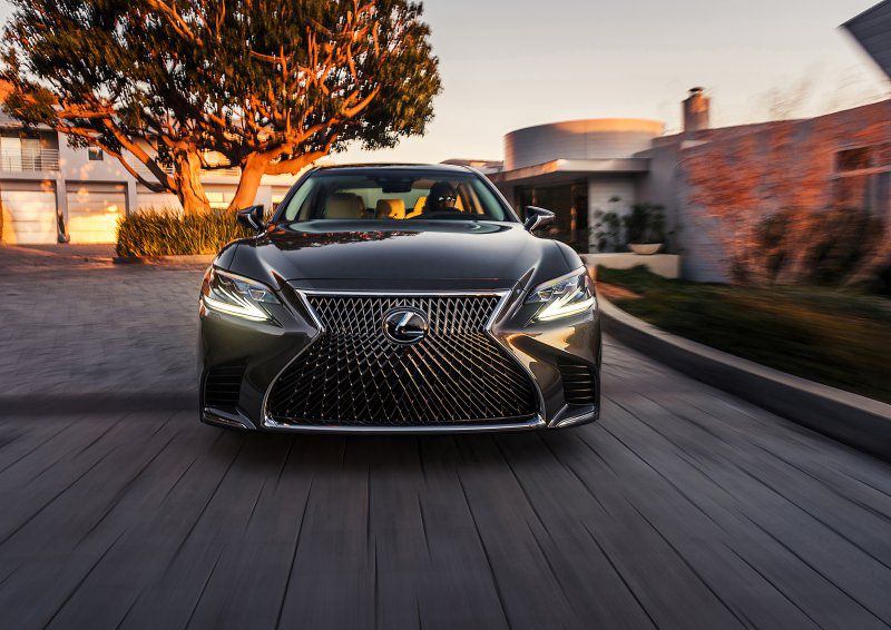 Lexus LS V 500h V6 (354 Hp) Hybrid Automatic